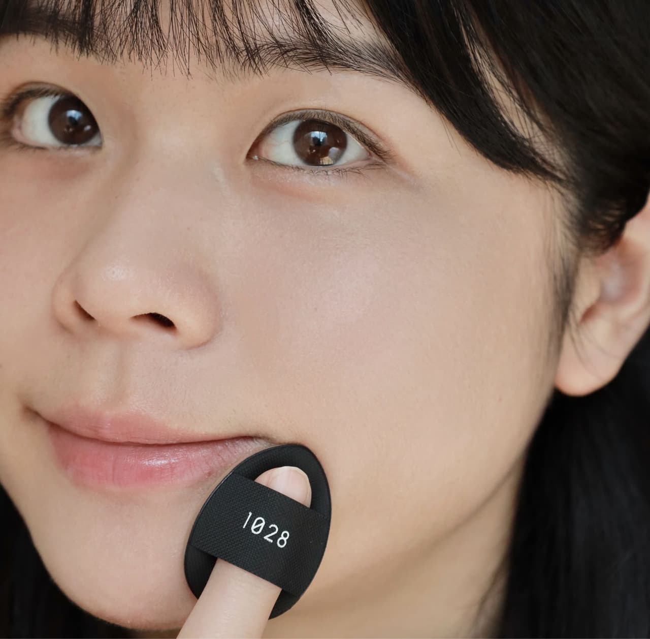 #分享 試用新品寬版抹刀！原來韓國人的底妝是刮出來的XDD - 美妝板 | Dcard