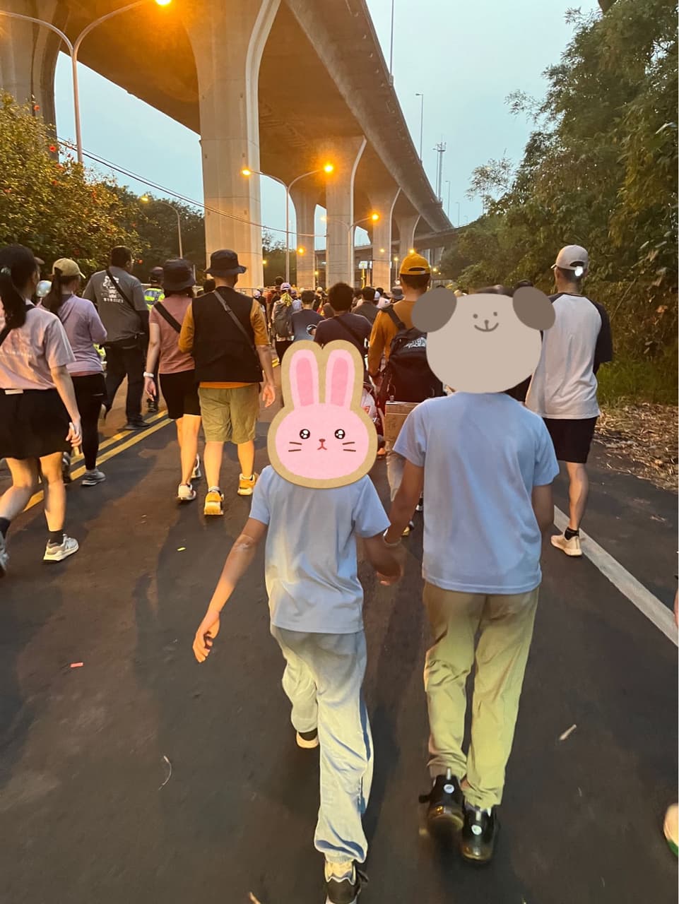 突如其來的大甲媽祖遶境(=ﾟωﾟ)ﾉ - 小肥魚魚 (@smallfatfish) | Dcard