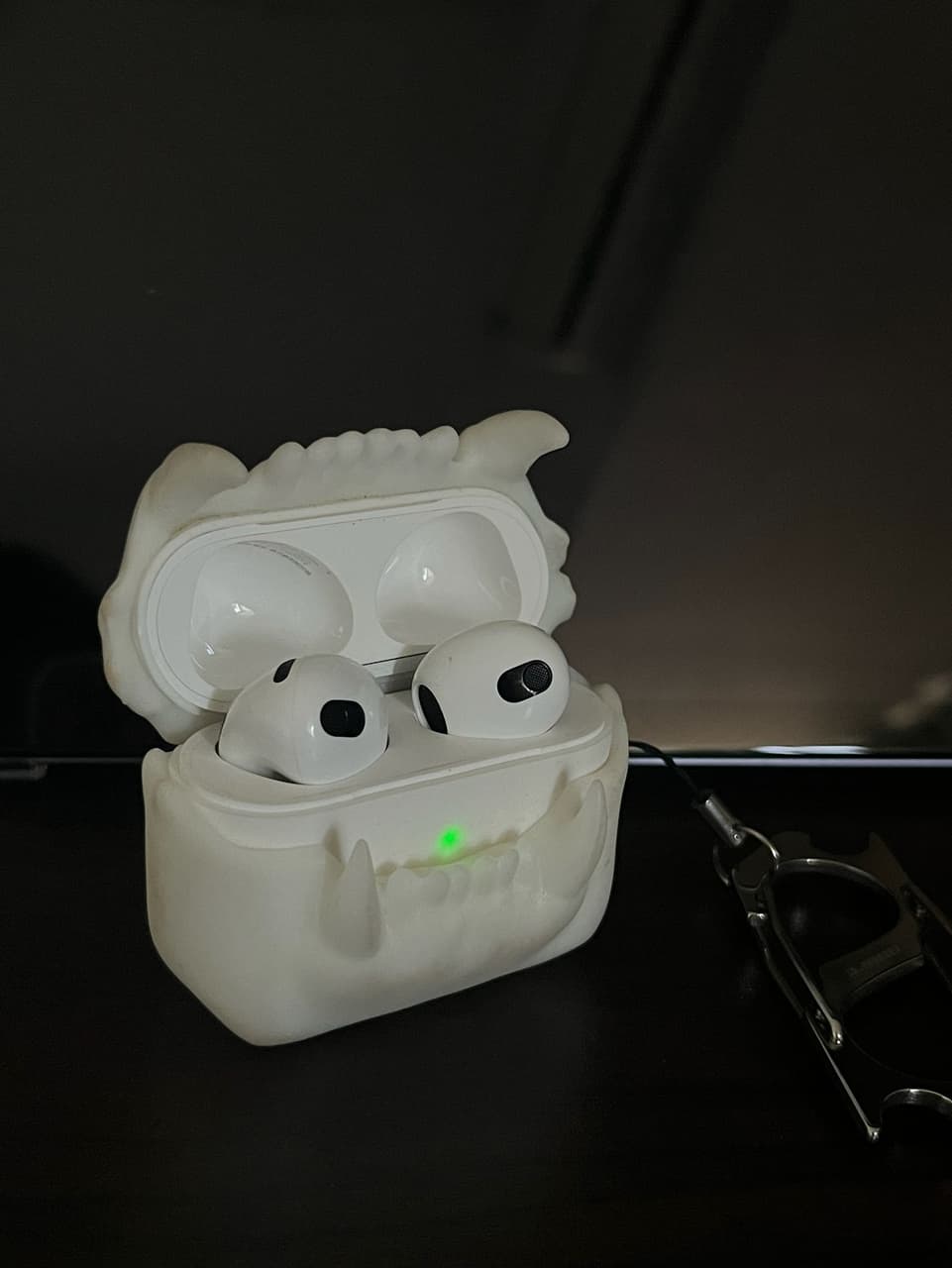 遺落Airpods 資電222 - 逢甲大學板 | Dcard