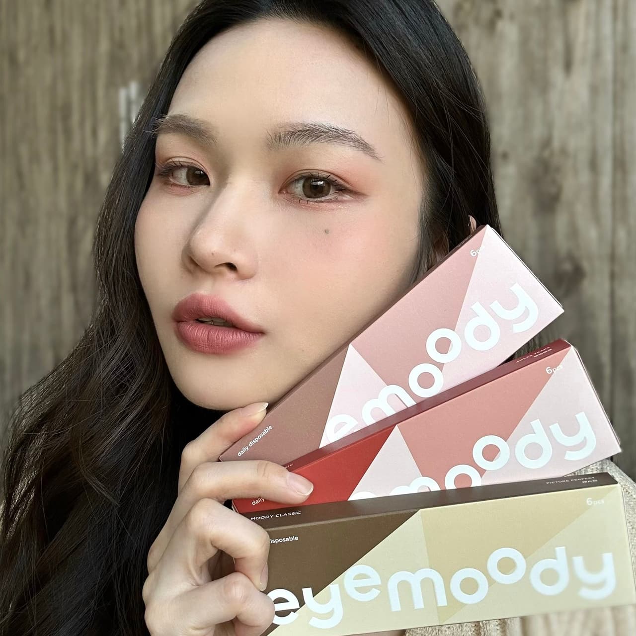 把清透自然發揮得淋漓盡致♡eyemoody目荻彩色隱形眼鏡 - JULIANA🖤 (@yichen225) | Dcard