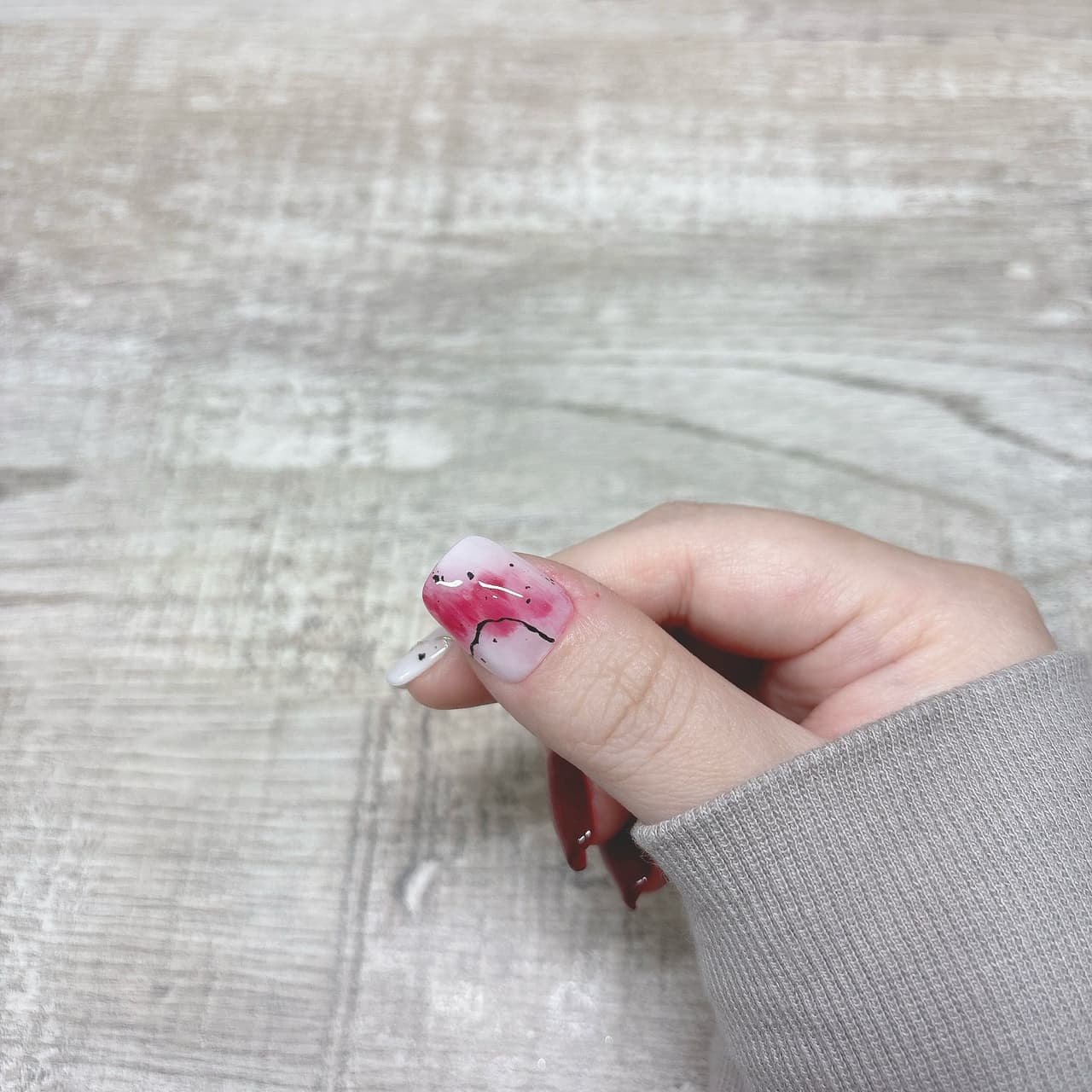 分享 紅色系列新年穿戴甲🧨 美甲板 Dcard