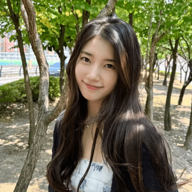 Wonhee 素顏真的有點像秀智欸 - ILLIT板 | Dcard