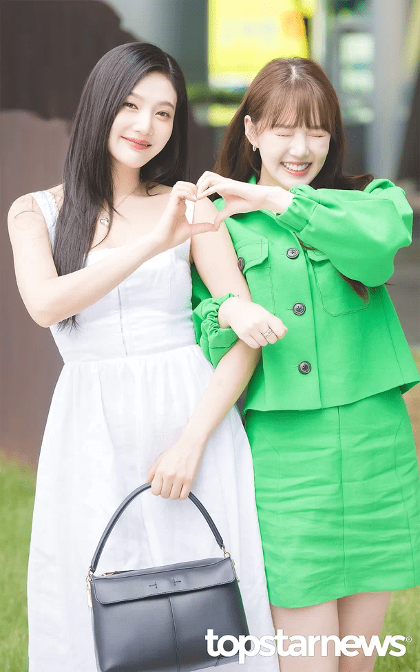 #更新 230802 Yerin - SBS 《TV 動物農場》與Red Velvet JOY的下班路/ Yerin IG 限動更新 - GFRIEND板 | Dcard