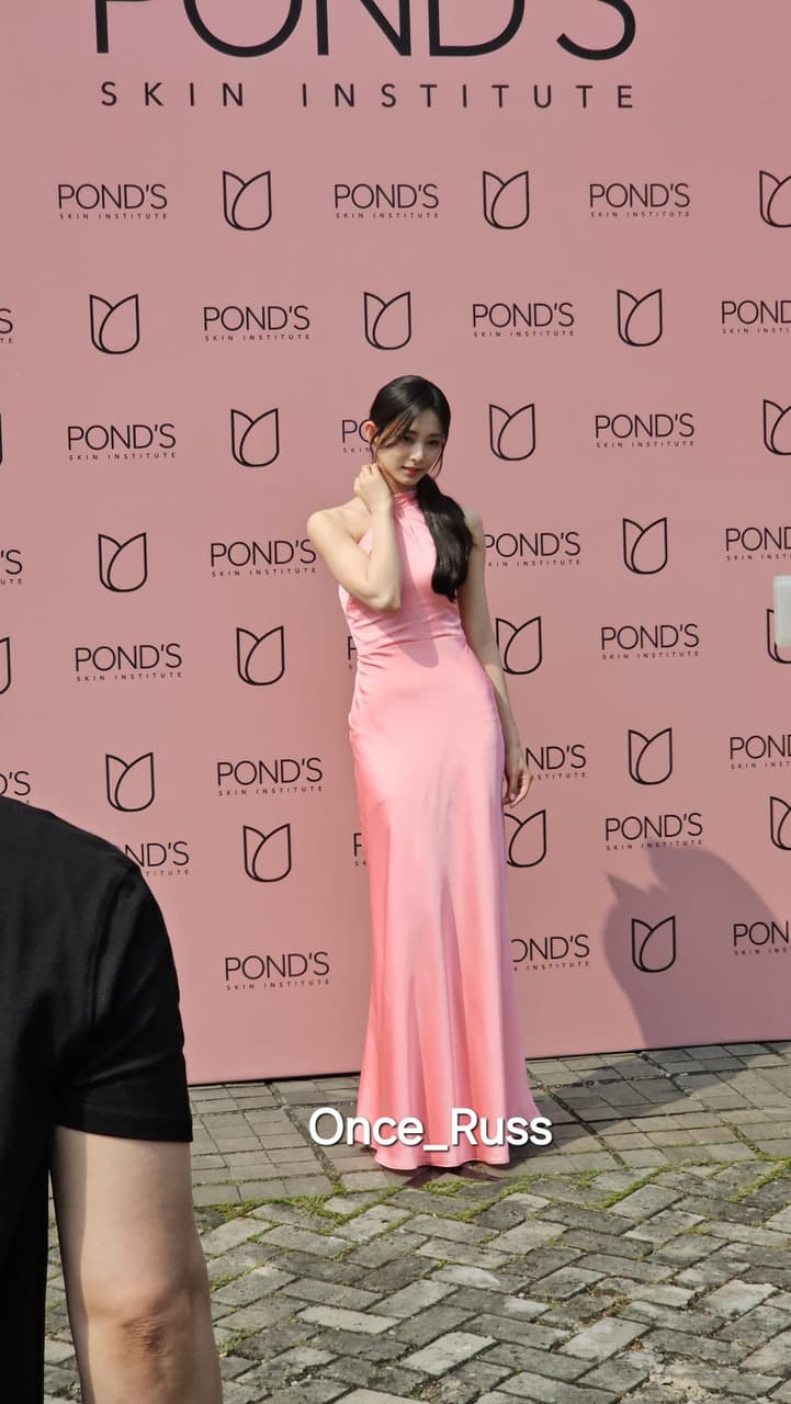 #分享 子瑜POND'S印尼快閃活動＆見面會 - TWICE板 | Dcard