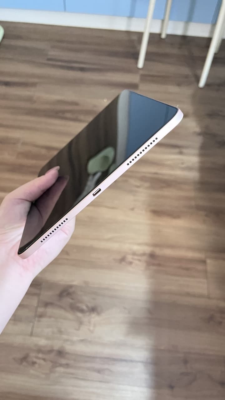 #我要賣 iPad Air 4 玫瑰金 64G Wi-Fi版 - 二手交易板 | Dcard