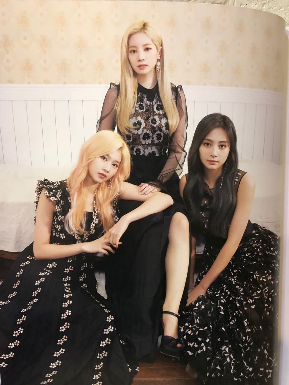 TWICE Dicon 雜誌開箱：You Only Live ONCE - 追星板 | Dcard