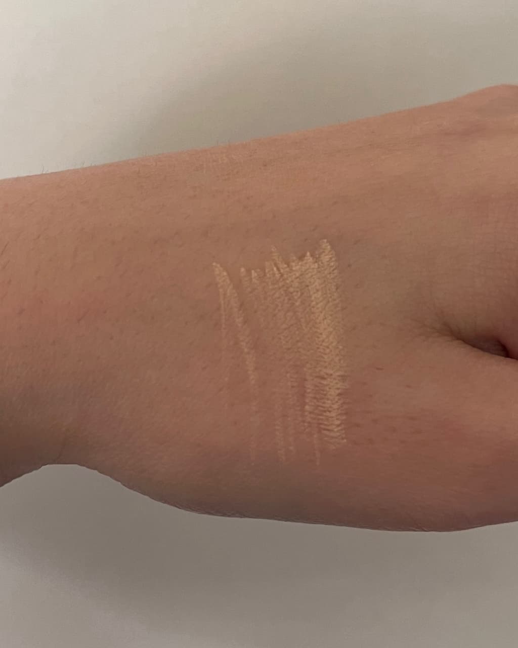 終於～！從黑眼圈淚溝系畢業😭 - 璇 (@cathycrazyyy) | Dcard