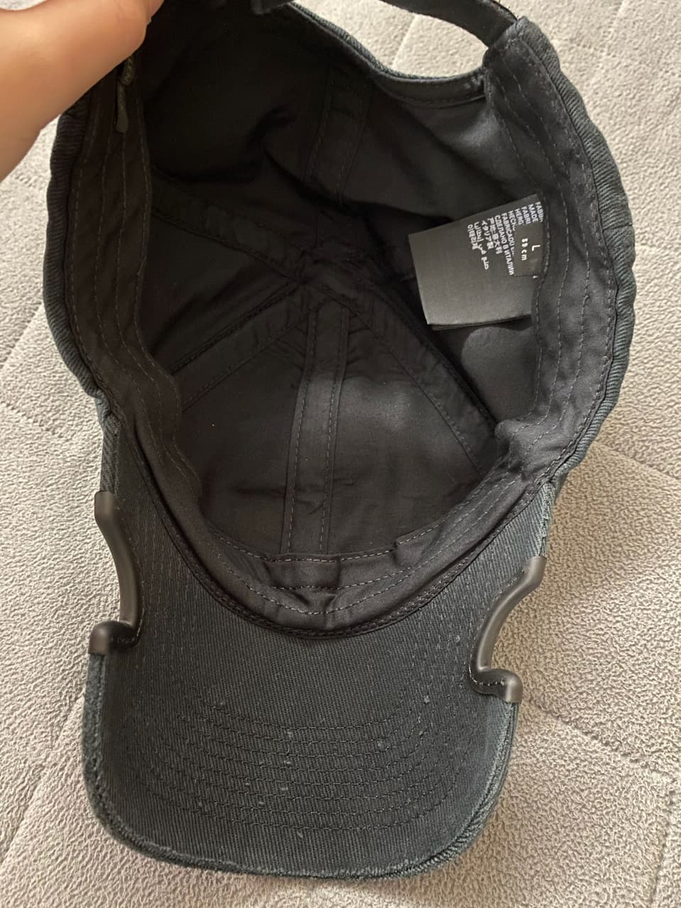 #我要賣 #我要賣 Balenciaga gaffer cap - 二手交易板 | Dcard