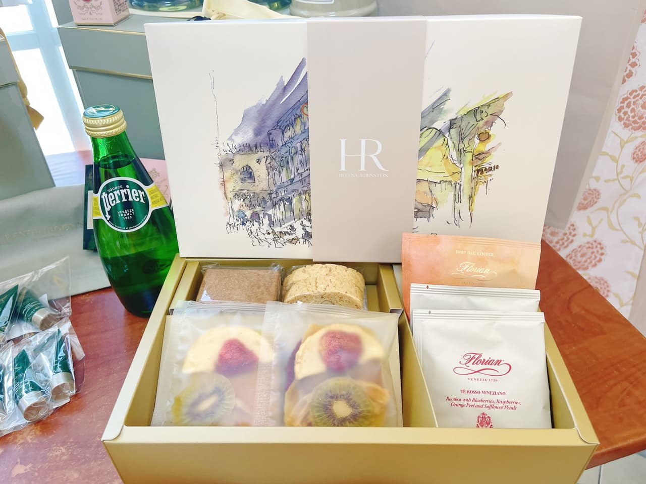 #開箱 #開箱 HR預購會、Dior22萬酬賓禮、潘海利根The dandy淡香精&皇家橡樹沐浴精/乳液&伊莉莎白玫瑰沐浴精 開箱 - 美妝板 | Dcard