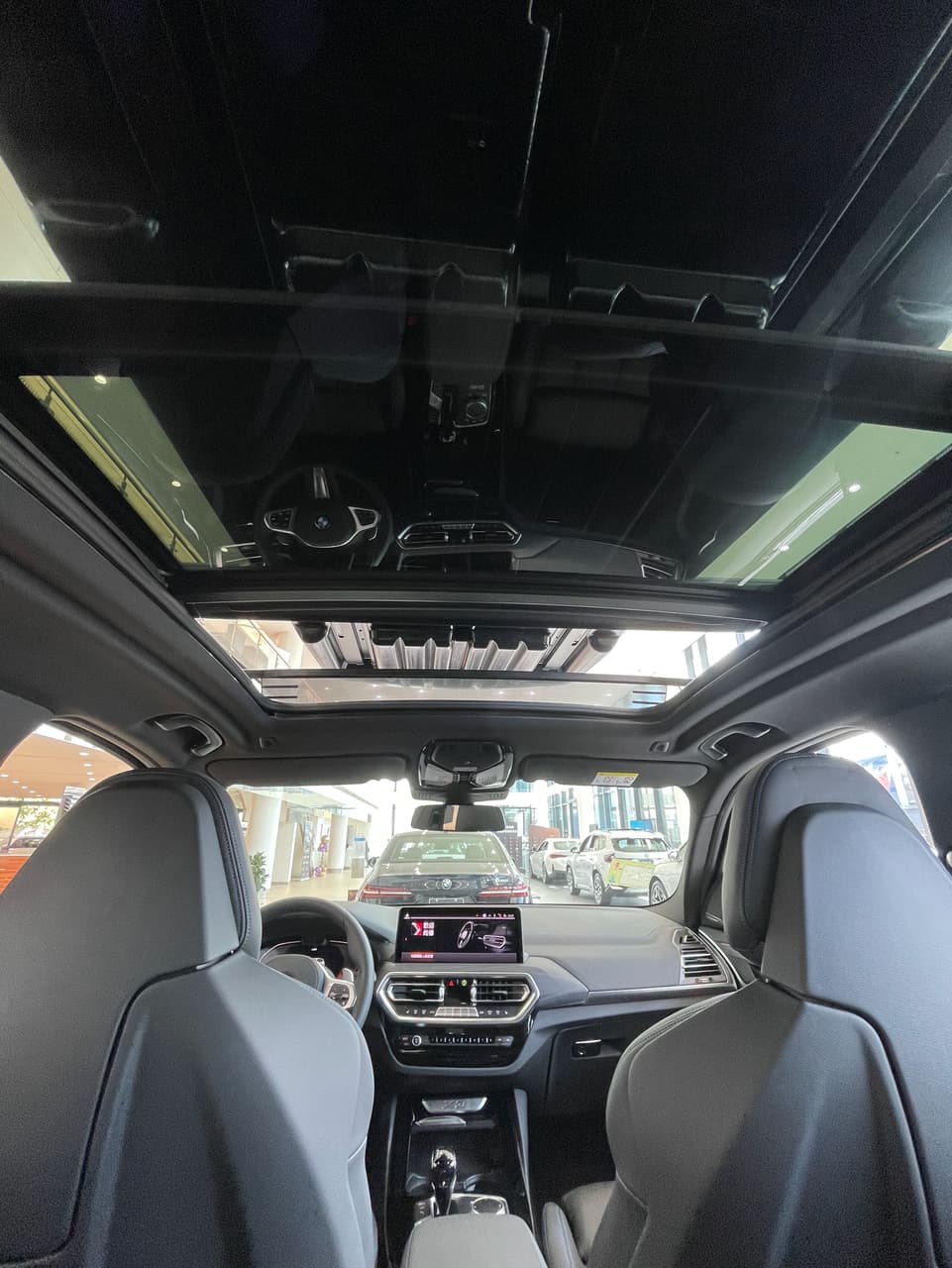 BMW The X3 30i M Sport鉑金版 - 汽車板 | Dcard