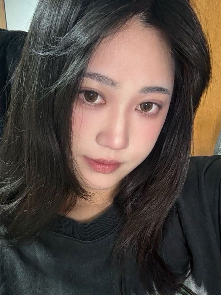 #分享 ASIASTAR純粹美 0.03新品3款實戴 - 隱形眼鏡板 | Dcard