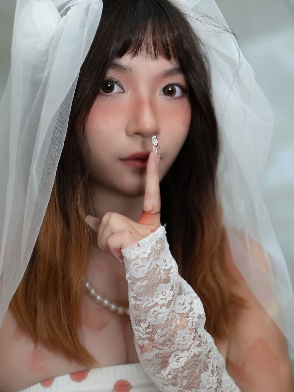 萬聖節拍攝第一彈⭐️唯美鬼新娘👰棚拍初體驗(̨̡ ⸝⸝.ˬ.⸝⸝ )̧̢ - 懶懶美少女 (@lazyy_girl) | Dcard