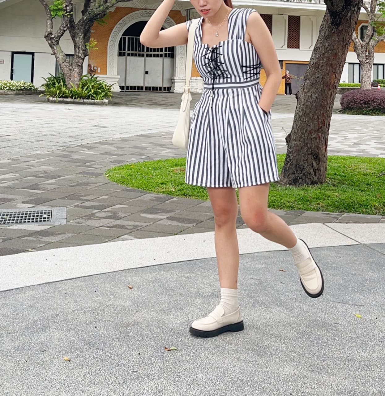 #分享 今年的黑白穿搭🎧155小個子OOTD🖤🤍 - 穿搭板 | Dcard