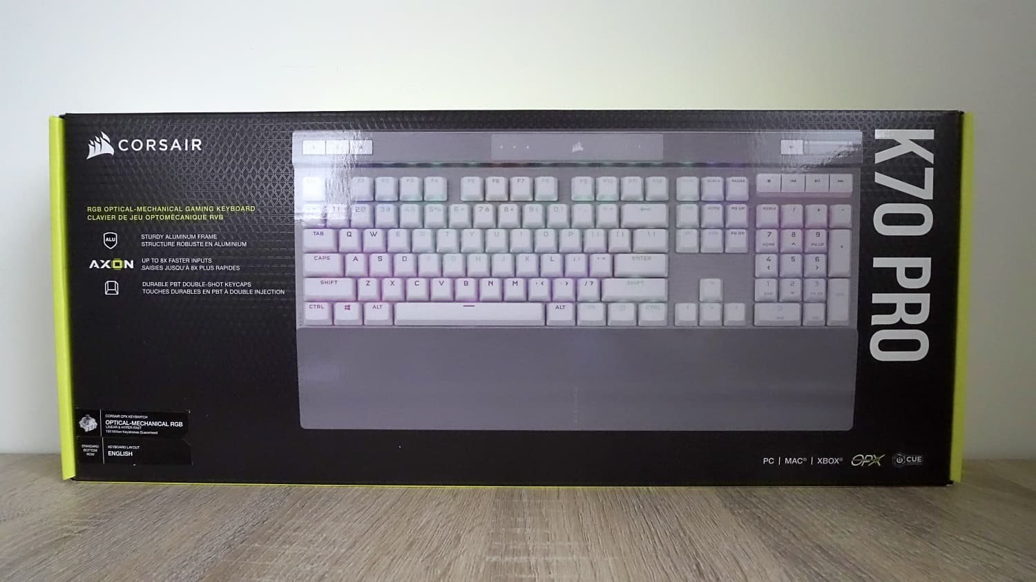【開箱】白色鍵盤美感升級!! CORSAIR K70 PRO OPX WHITE開箱 - 3C板 | Dcard