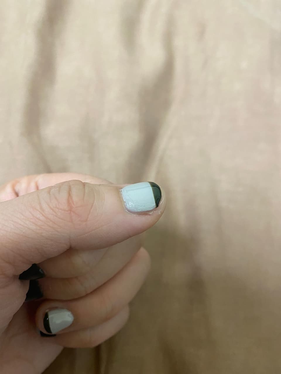 黑特 黑特 1700的美甲🙂 美甲板 Dcard