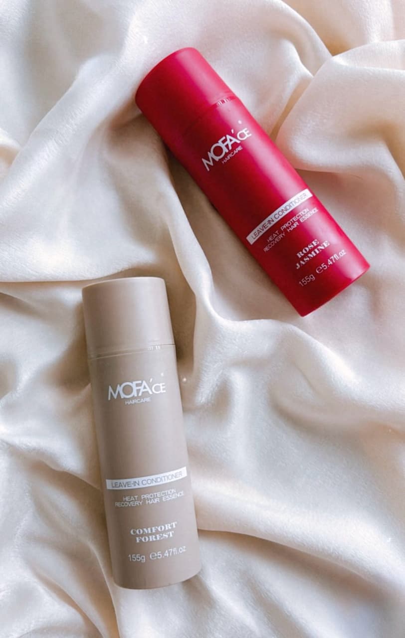 MOFACE沐氛 免沖洗香氛護髮精華露💐超高CP值！ #我來開箱 - 星期五少女 (@friyaygirl) | Dcard