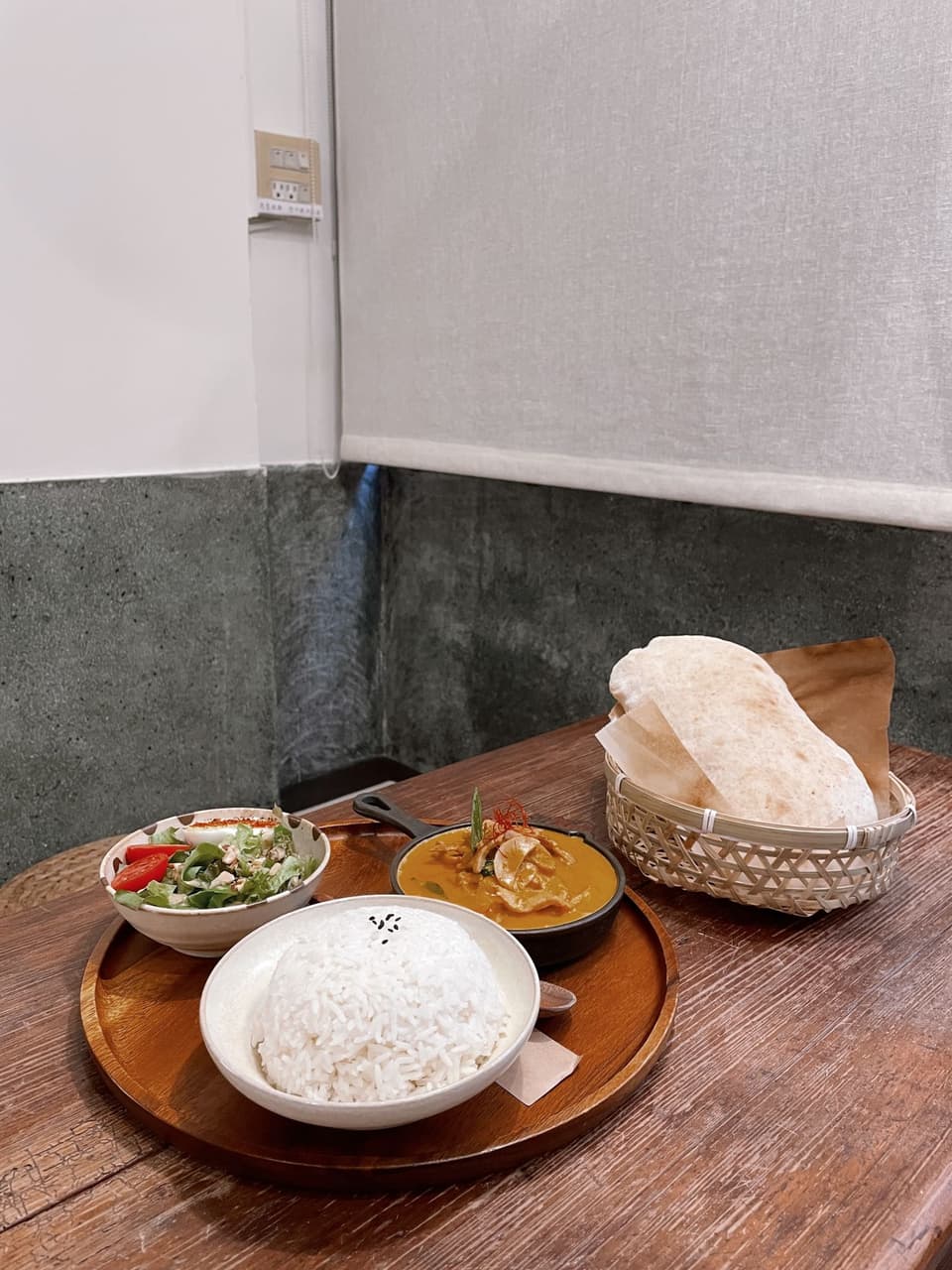 輕旅行穿搭微小分享🤍 - 菜菜♡´･ᴗ･`♡ (@mia_tsai) | Dcard