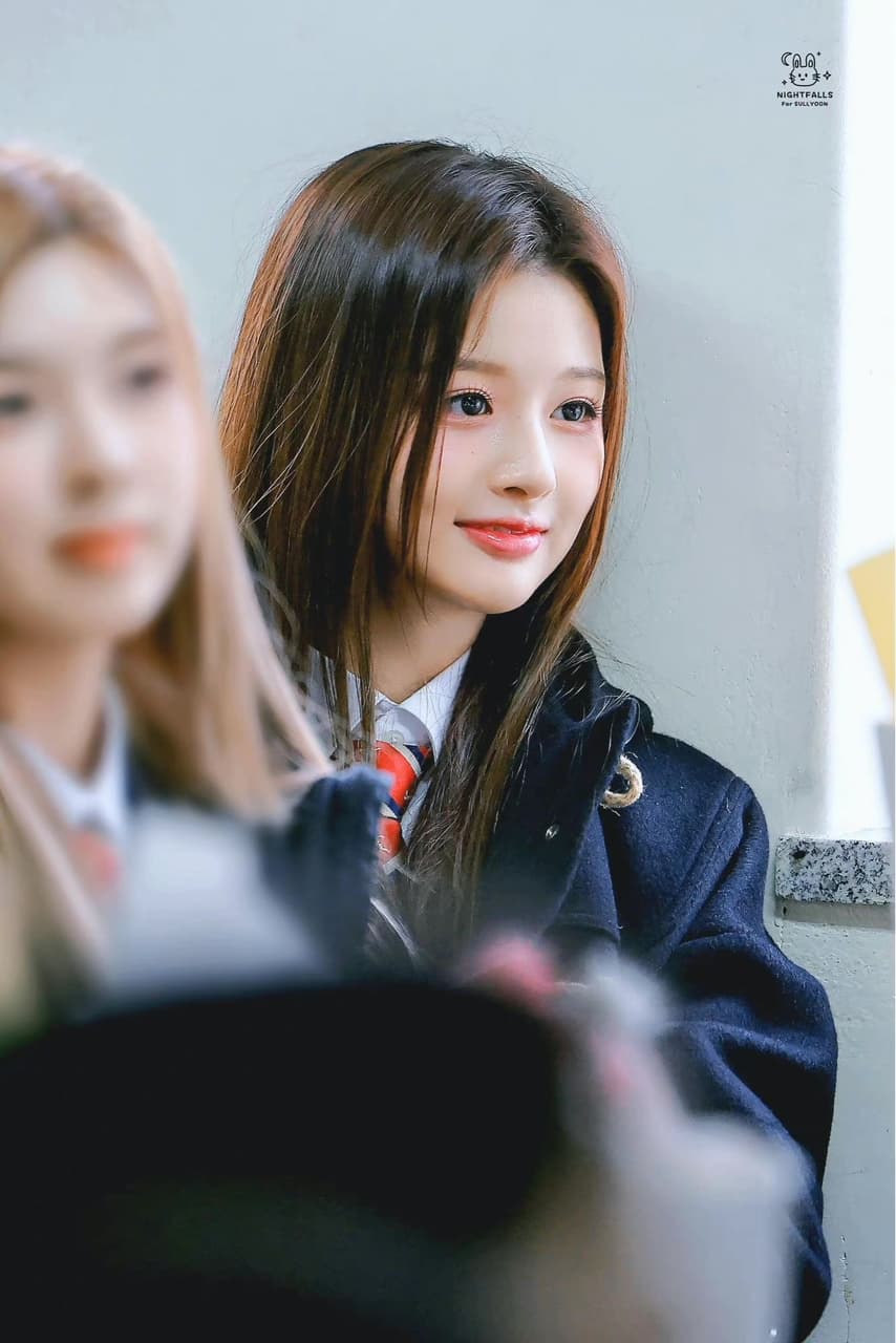 #分享 NMIXX 薛侖、BAE畢業照+童年照分享～（多圖） - 追星板 | Dcard