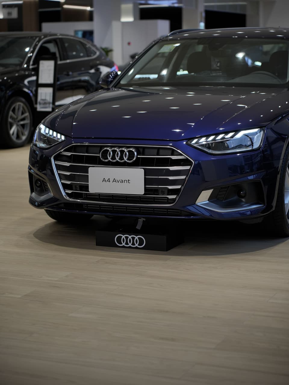 Audi A4 Avant 40 TFSI advanced｜金屬星際藍 Navarra Blue 2D｜實車照片分享 - 汽車板 | Dcard