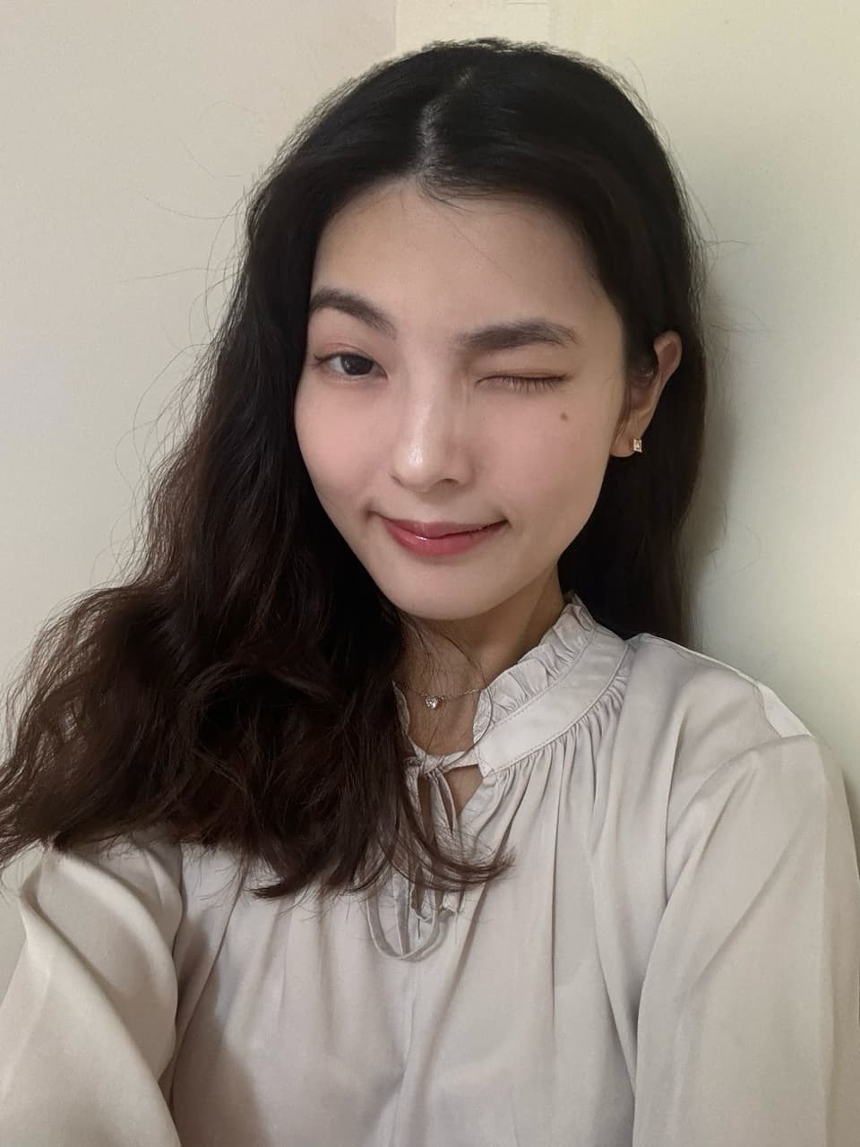 人生第一隻Hermes唇膏💄 新的一年也要寵自己♡ - 米是必須 (@sunny_30) | Dcard