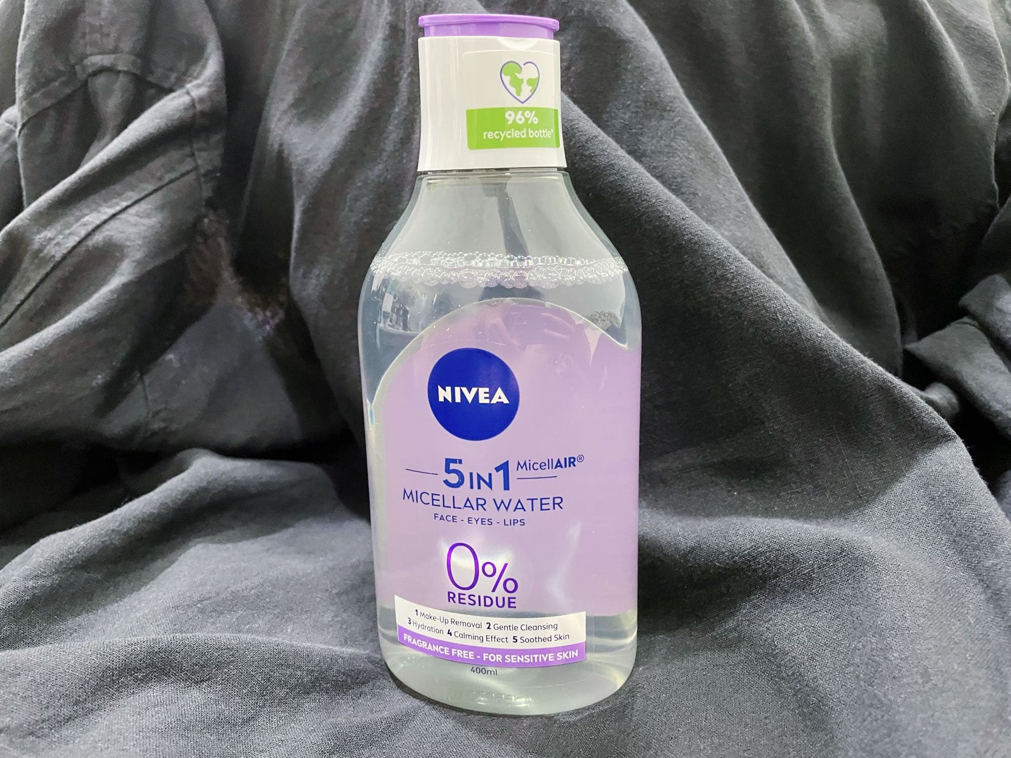 #開箱 終於下手買24k了（偷渡新買的妮維雅B5卸妝水😂） - 美妝板 | Dcard