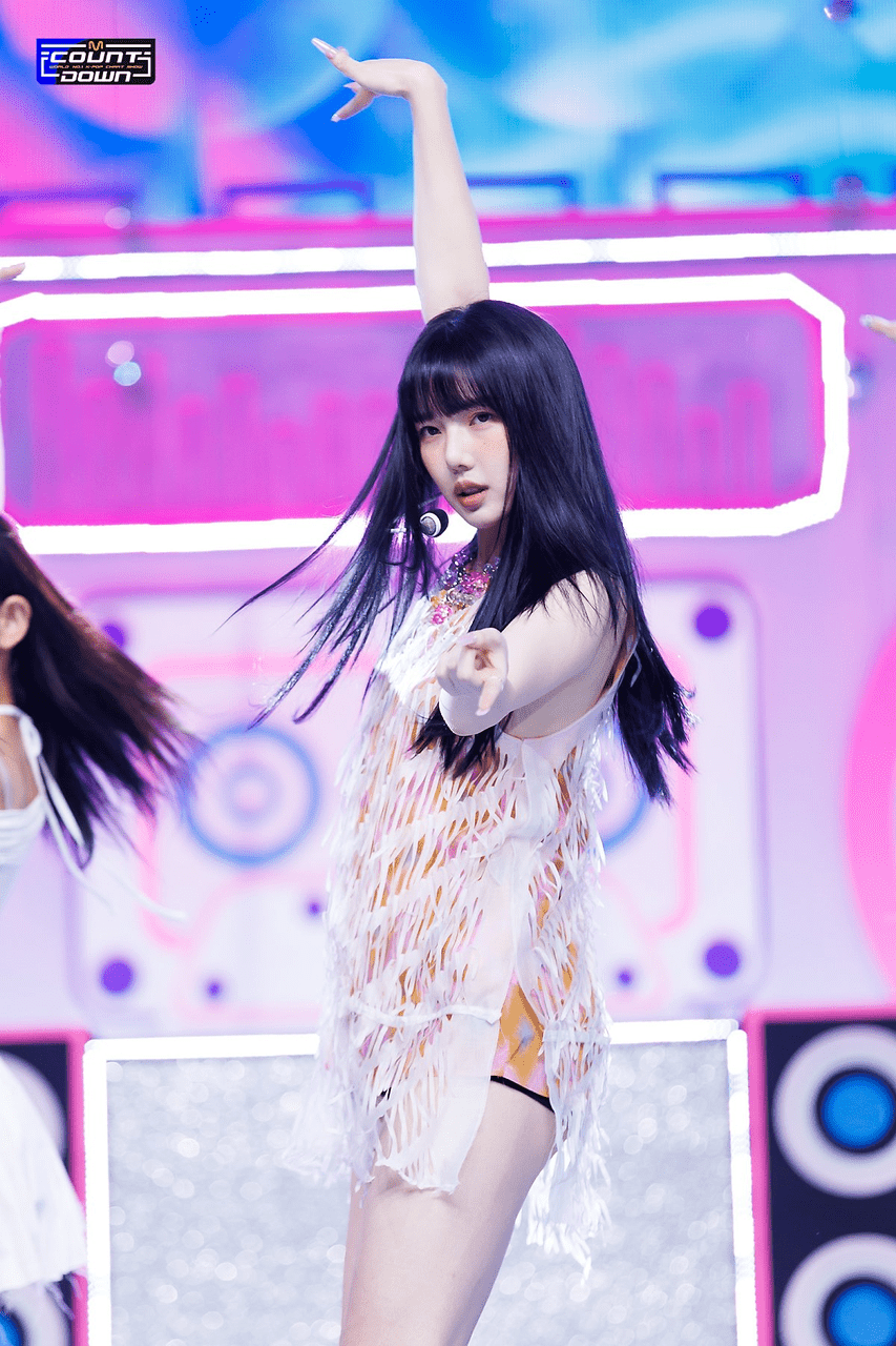 #更新 [M COUNTDOWN] 230824 睿隣(YERIN) - Bambambam 現場照片 - GFRIEND板 | Dcard