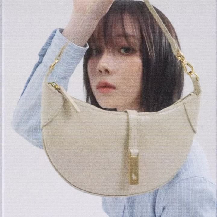 #分享 Vogue Korea 2023 4月號 電子刊封面 - Winter - aespa板 | Dcard