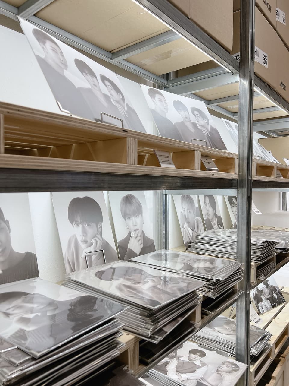 #分享 BTS POP-UP : MONOCHROME 快閃店 - BTS板 | Dcard