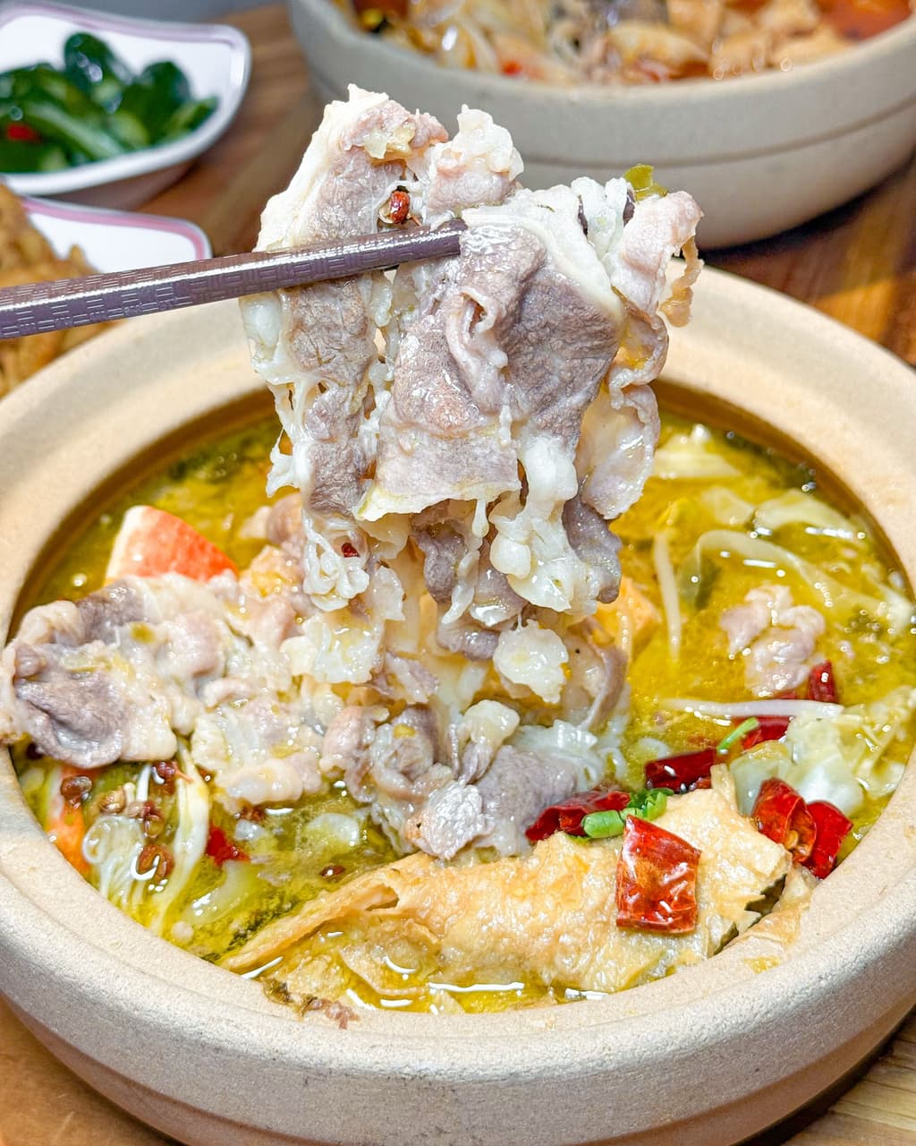【高雄】山城飯桌砂鍋煲—新開幕吃辣好所在 - 美食吃一Bo🤤 (@imboooooooo) | Dcard