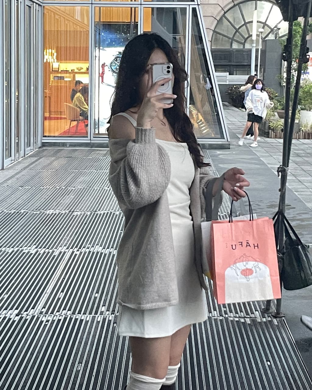 #分享 170Vi 生日穿搭分享🎂居家拍照tips🏠 - 穿搭板 | Dcard