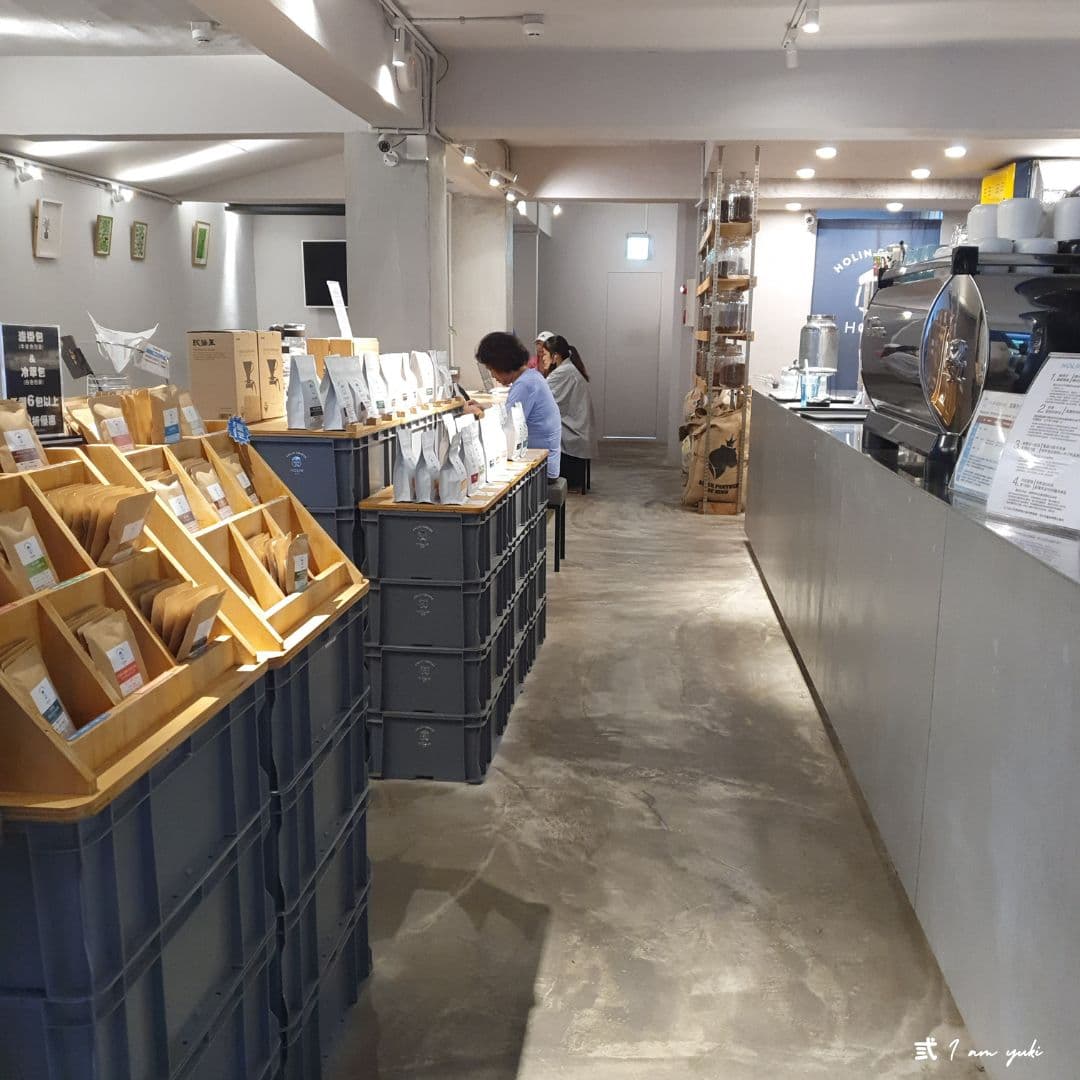 新北永和美食。HOLIN COFFEE 歐臨咖啡。永安市場巷弄輕工業風咖啡廳。不限時咖啡廳推薦 - YUKI的食味人生 (@iamyuki ...