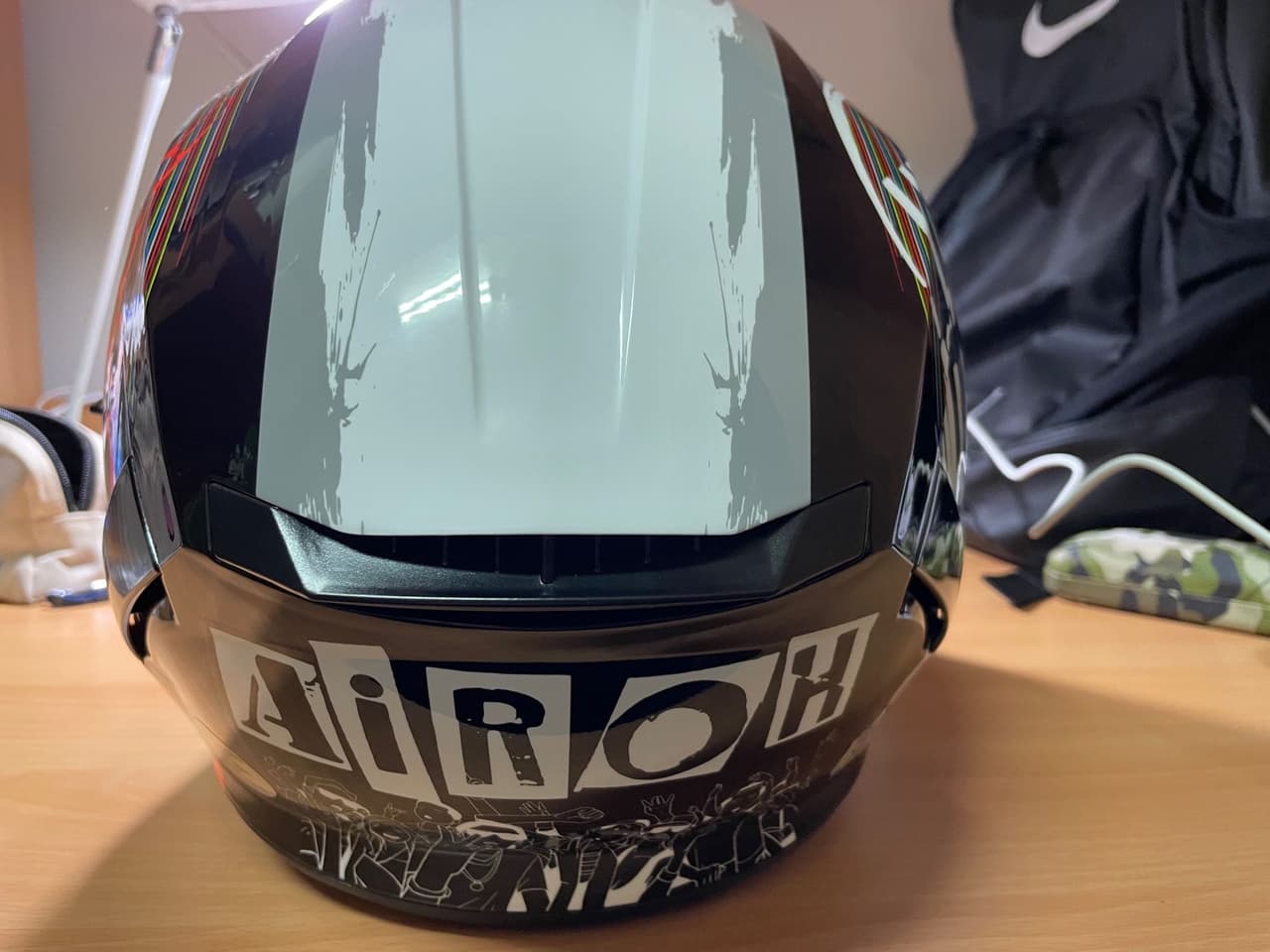 Airoh SPARK開箱 - 機車板 | Dcard