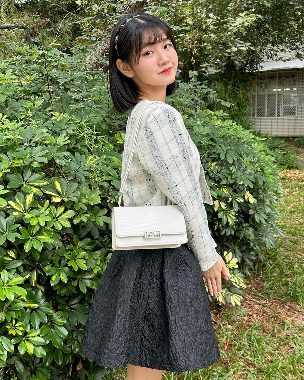 開箱/ ROBINMAY巴洛克斜背包 - 岑 (@tsen_162) | Dcard