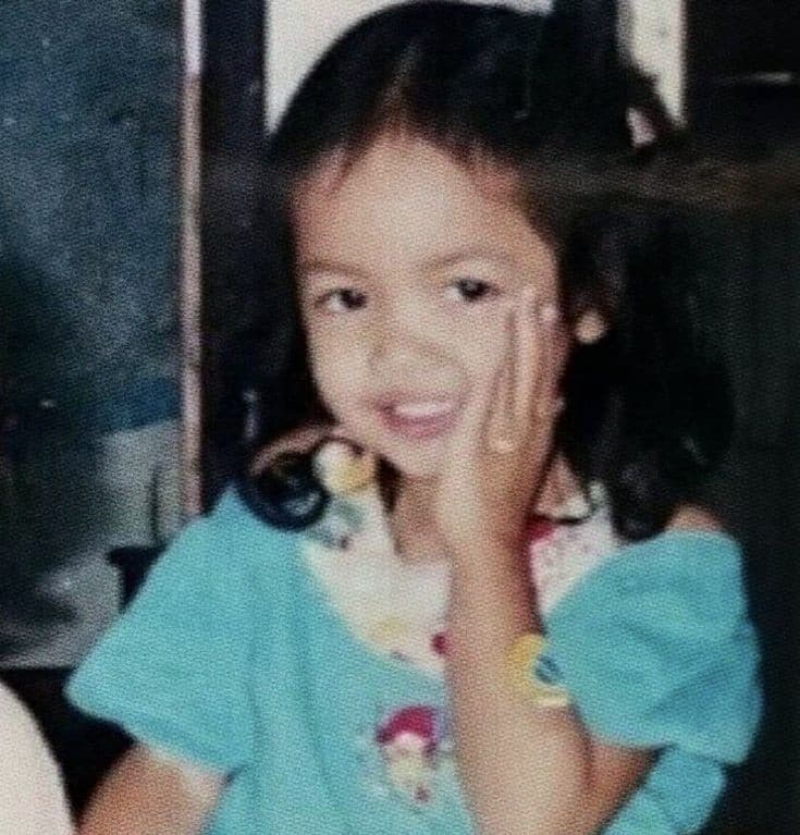 #分享 Lisa小時候照片整理 - BLACKPINK板 | Dcard