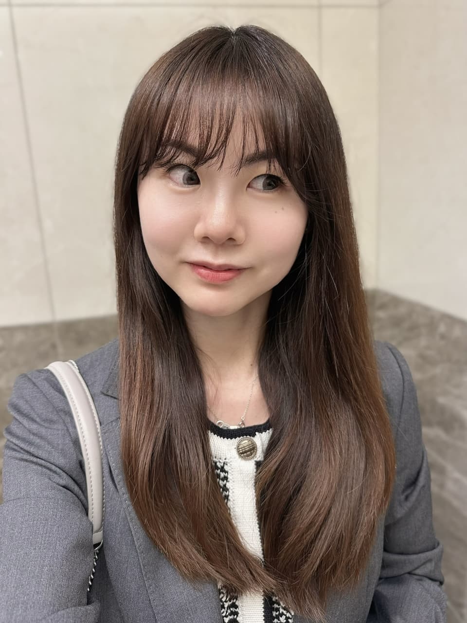 #分享 懶人護髮，意外獲得男友貼貼😳 - 𝑮𝒐𝒐𝒅𝑴𝒐𝒏𝒊 (@moni065) | Dcard