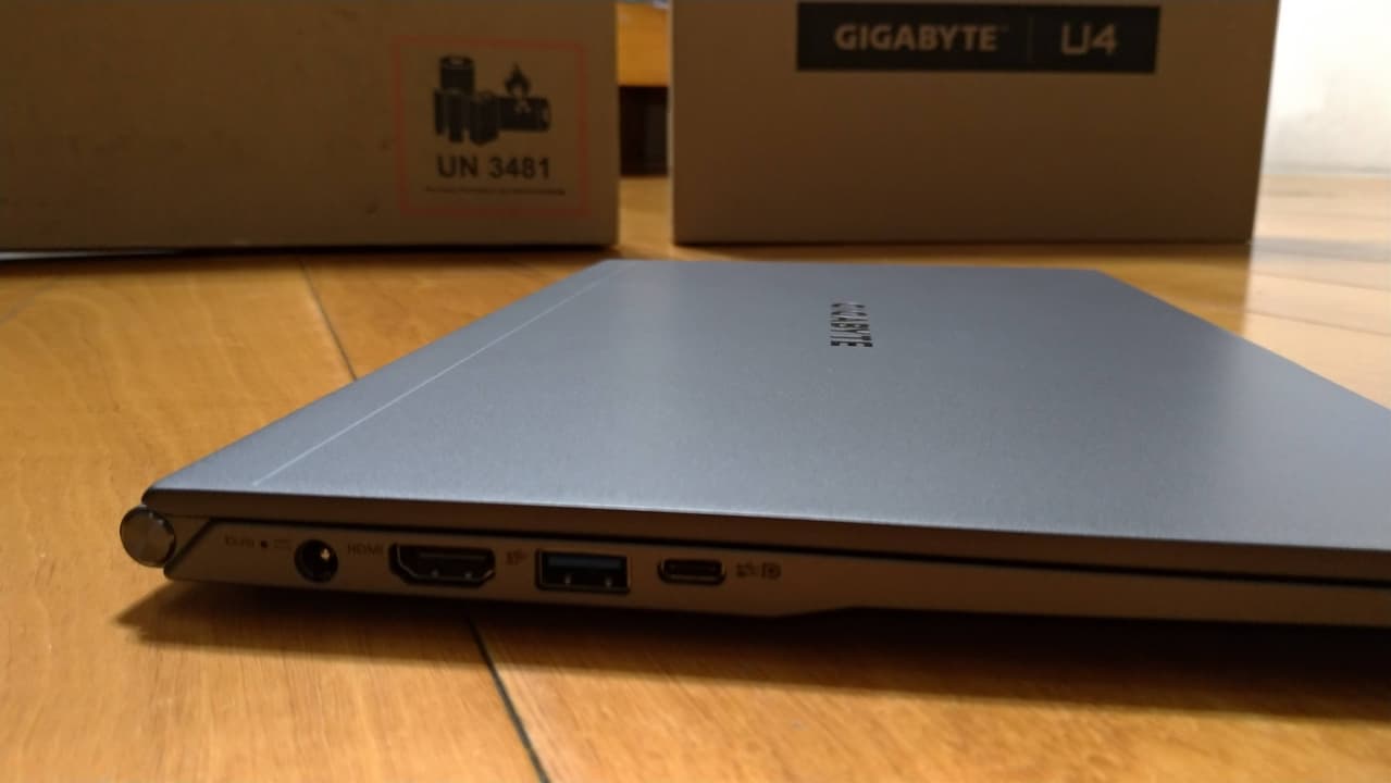 #體驗 #開箱 Gigabyte U4，體驗輕薄990G的快感！ - 3C板 | Dcard