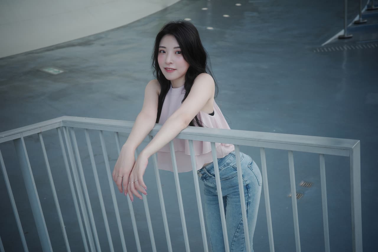 #作品 試著用GR3X 拍拍人像寫真 - 攝影板 | Dcard