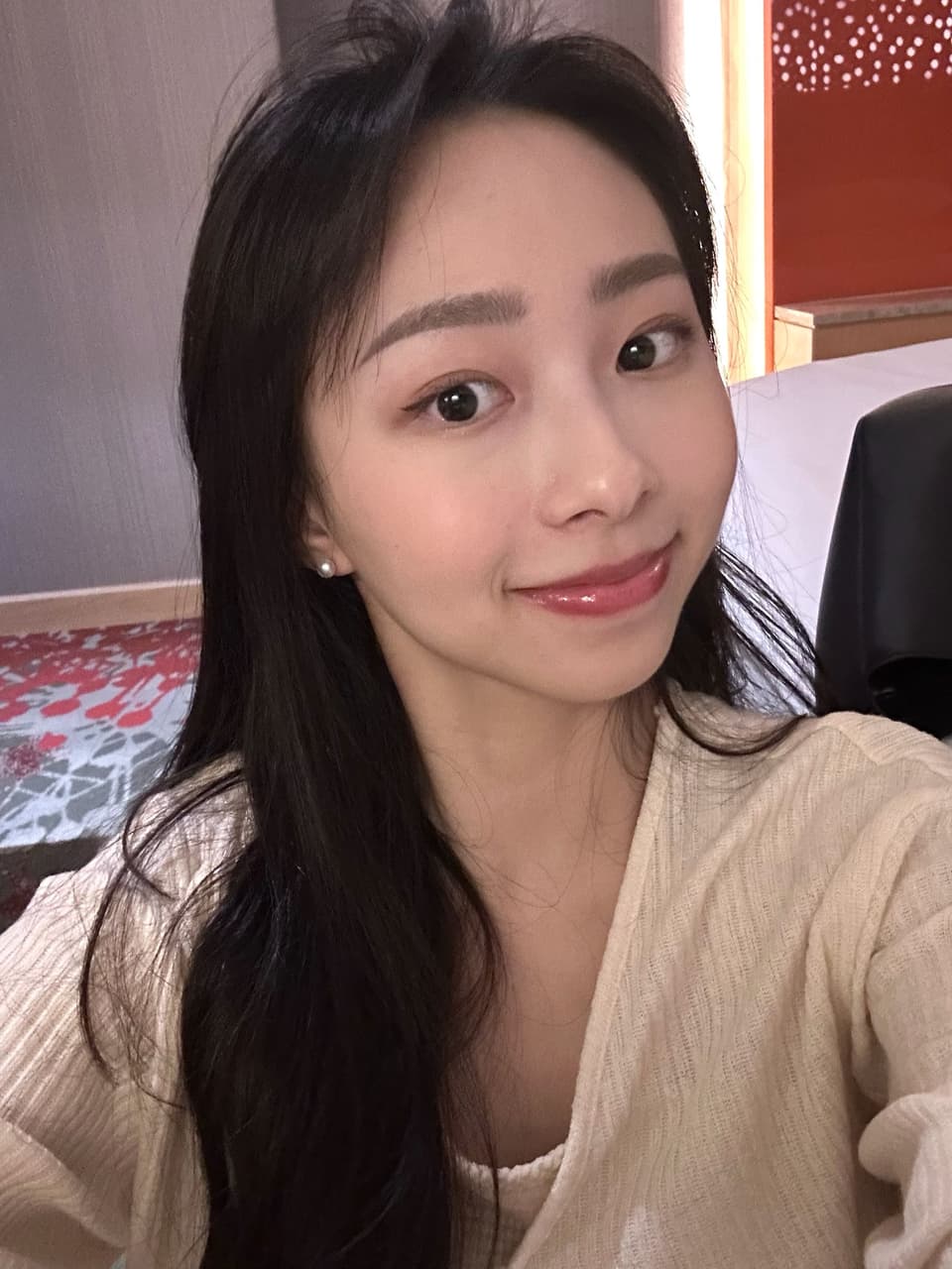 😭買到絕絕絕美腮紅！Rare beauty & fenty beauty 唇釉 - XY (@xy.share) | Dcard