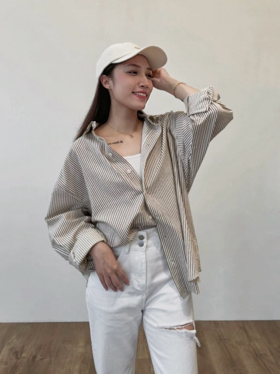 #分享 直條紋襯衫穿搭分享～🩶 - 穿搭板 | Dcard