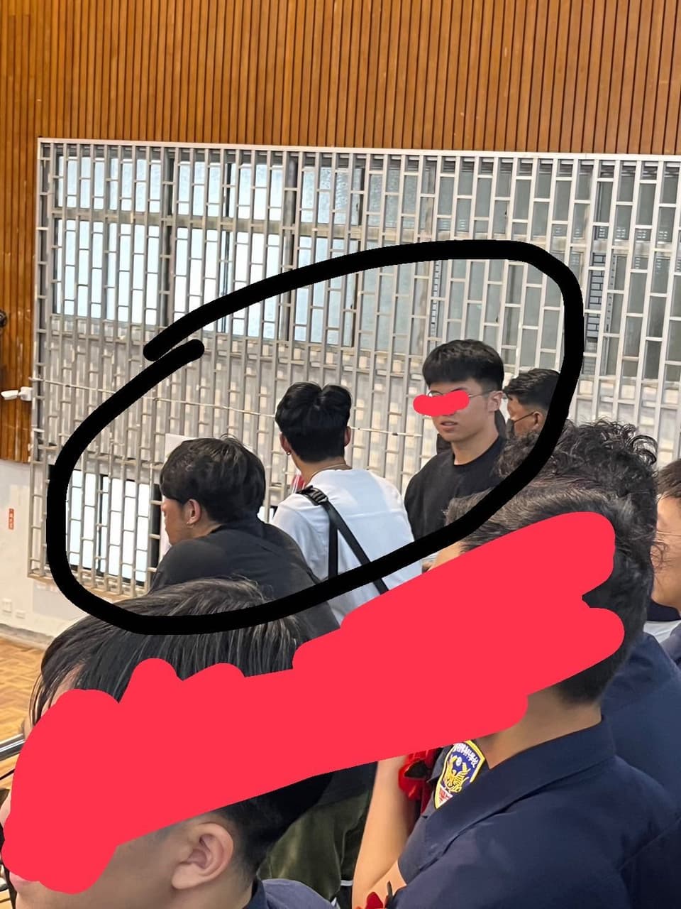 這三個是誰的朋友 臺灣警察專科學校板 Dcard