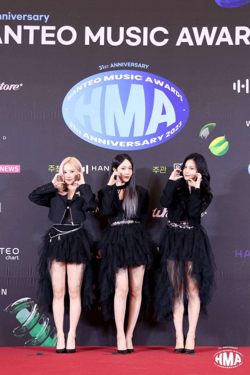 #行程 240217 VIVIZ - Hanteo Music Awards HMA 頒獎典禮 - GFRIEND板 | Dcard