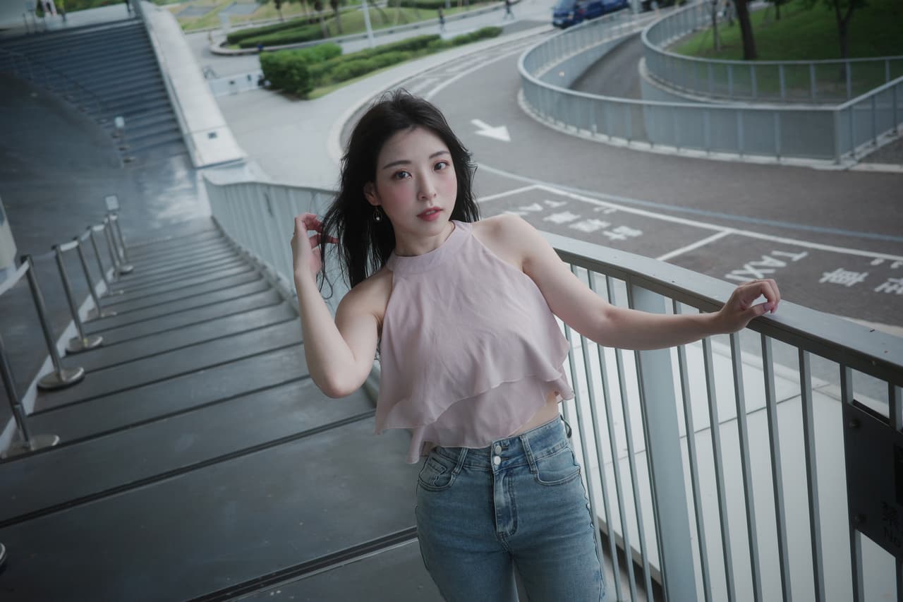 #作品 試著用GR3X 拍拍人像寫真 - 攝影板 | Dcard