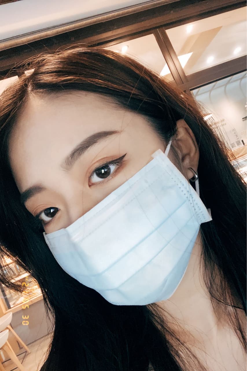 雙眼皮怎麼畫眼線？ - B209 留言 | Dcard