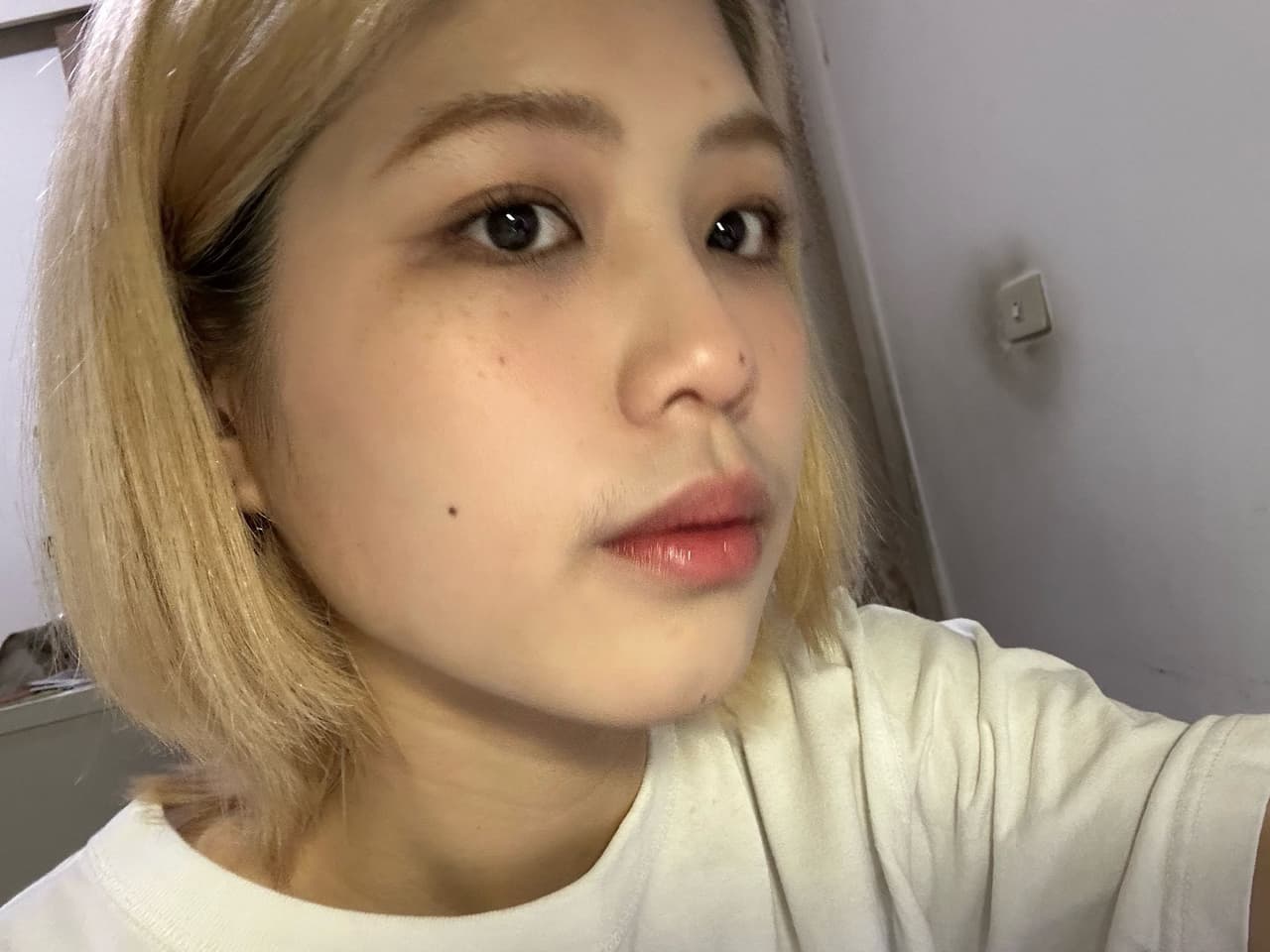 #分享 新年必備白開水富家千金妝分享 - 美妝板 | Dcard