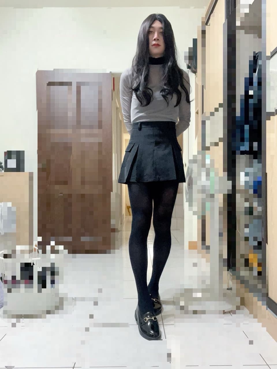 準備出門 - 嫣然 (@blackwall) | Dcard