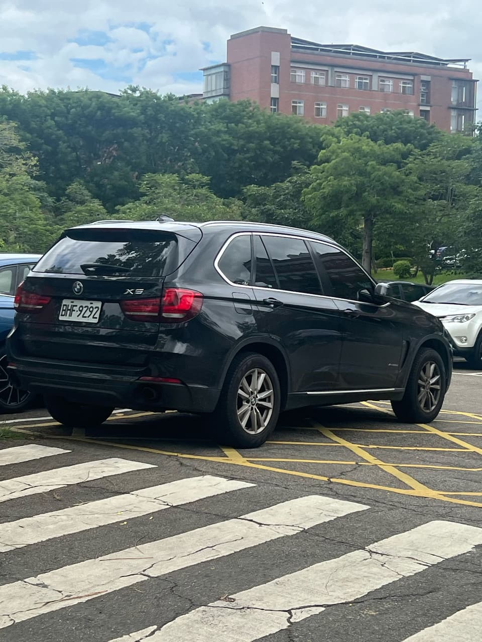 可憐吶 亞洲大學板 Dcard