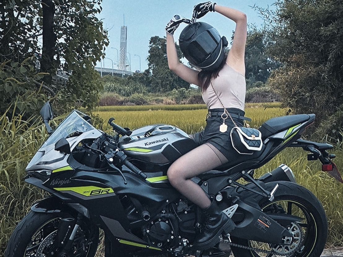 第一篇個版當履歷表在發 ️ - (⁎˃ᴗ˂⁎) (@chun_u____) | Dcard