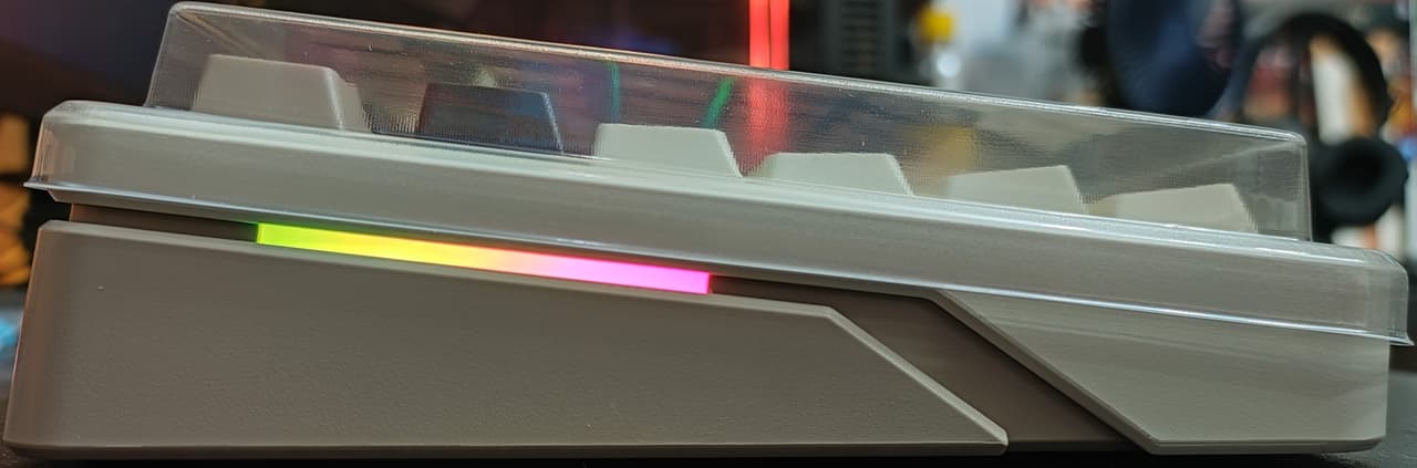 #心得 鍵盤開箱：iLovbee B75 75% 塑料鍵盤-IKEA主題 - 機械鍵盤板 | Dcard