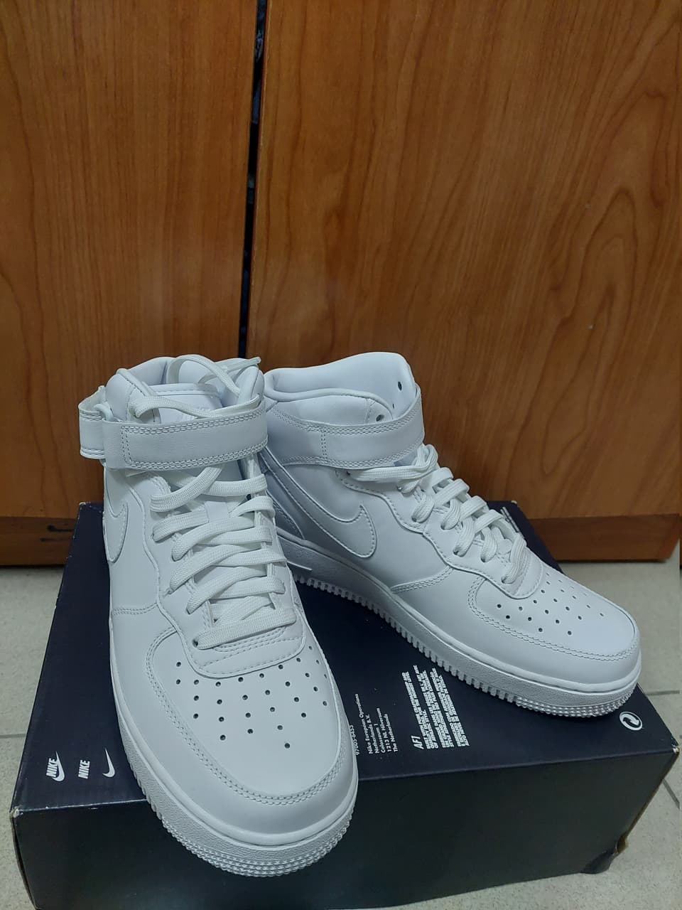 高筒air force全新 尺寸 24.5 售3000可議 - 台南應用科大板 | Dcard