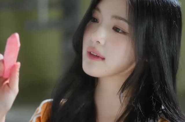 #集中討論 2/24 SM新女團出道Hearts2Hearts單曲一輯「The Chase」 - 追星板 | Dcard